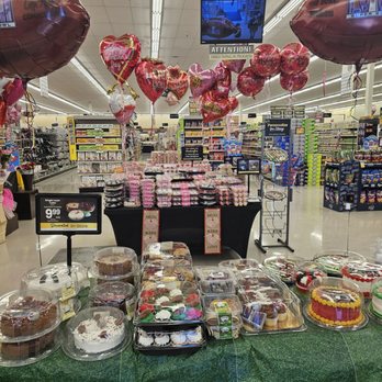 VONS - Updated October 2025 - 67 Photos & 70 Reviews - 6450 Sky Pointe ...