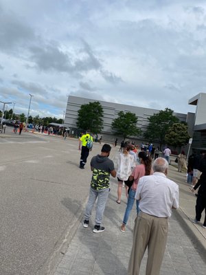 SAVE MAX SPORTS CENTER - 1495 Sandalwood Pkwy E, Brampton, Ontario ...