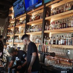 MAGNOLIA TAVERN - Updated July 2025 - 152 Photos & 208 Reviews - 8611 ...