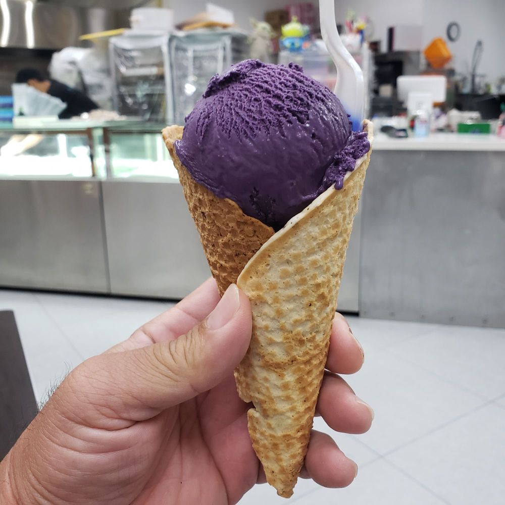 SNOW MONSTER - Updated July 2025 - 61 Photos & 39 Reviews - 1051 Pale ...