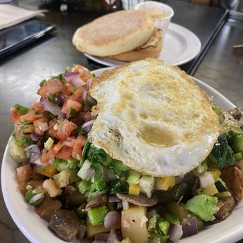 TWO CHICKS - Updated May 2024 - 2112 Photos & 2037 Reviews - 752 S ...