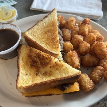 OBB’S SPORTS BAR & GRILL - Updated January 2025 - 53 Photos & 147 ...