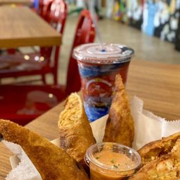 TASTY TAILS - Updated December 2025 - 447 Photos & 282 Reviews - 4950 ...