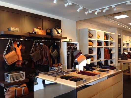 COACH FACTORY STORE - Updated August 2025 - 11 Photos & 17 Reviews ...