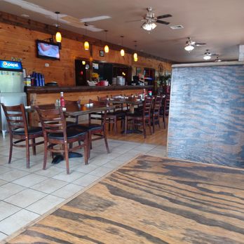 RED ROOSTER ROADHOUSE - Updated October 2025 - 25 Photos & 40 Reviews ...