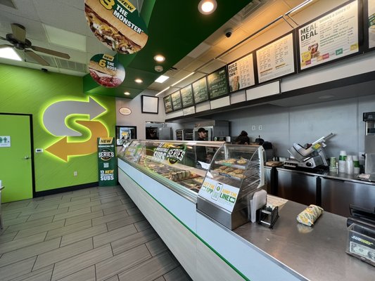 SUBWAY - Updated November 2025 - 43 Photos & 120 Reviews - 5608 Mission ...