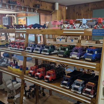 MAINE STATE PRISON SHOWROOM - Updated January 2026 - 90 Photos & 58 ...