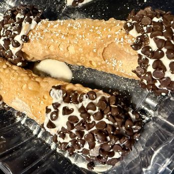 CANNOLI KITCHEN PIZZA - Updated December 2025 - 78 Photos & 15 Reviews ...