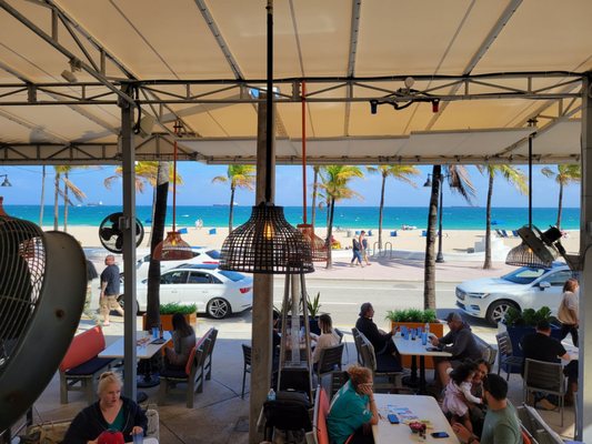 411 SOUTH BAR & GRILL - Updated August 2025 - 259 Photos & 261 Reviews ...