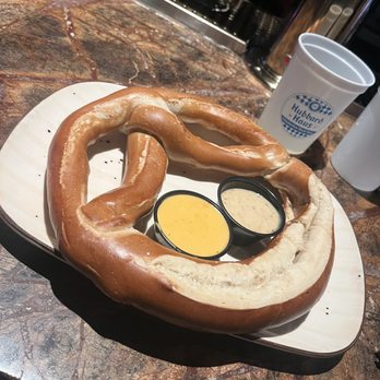 POINT & FEATHER - Updated December 2025 - 104 Photos & 155 Reviews ...