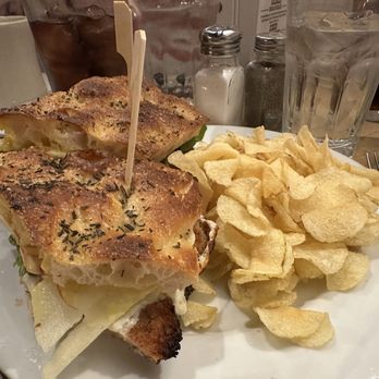 PARISH CAFE & BAR - Updated May 2024 - 906 Photos & 1592 Reviews - 361 ...