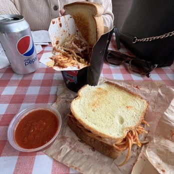 MOM’S SPAGHETTI - Updated August 2024 - 529 Photos & 193 Reviews - 2131 ...