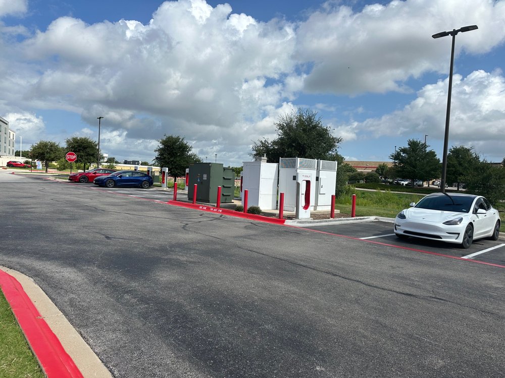 TESLA SUPERCHARGER - CEDAR PARK - Updated January 2025 - 1001 E ...