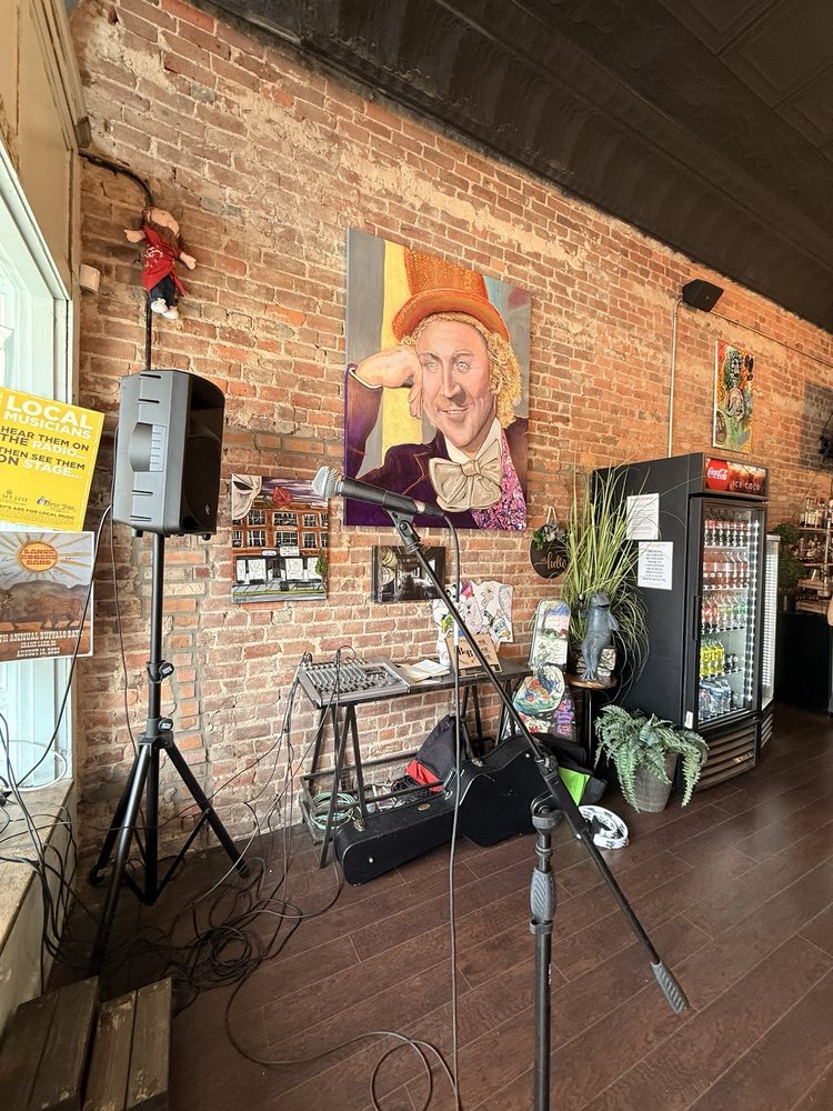 THE TIPSY TOAD - Updated January 2026 - 37 Public Square, Somerset ...