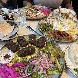 AYAT - Updated December 2025 - 303 Photos & 132 Reviews - 107 Loisaida ...