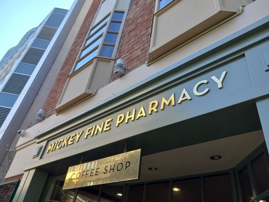 MICKEY FINE GRILL - Updated August 2024 - 158 Photos & 147 Reviews ...