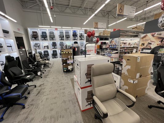 STAPLES - Updated December 2025 - 49 Photos & 50 Reviews - 163 Highland ...