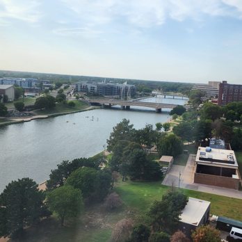 HYATT REGENCY WICHITA - Updated December 2025 - 226 Photos & 128 ...