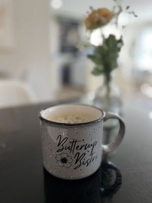 BUTTERCUP BISTRO - Updated December 2025 - 62 Photos & 39 Reviews - 735 ...