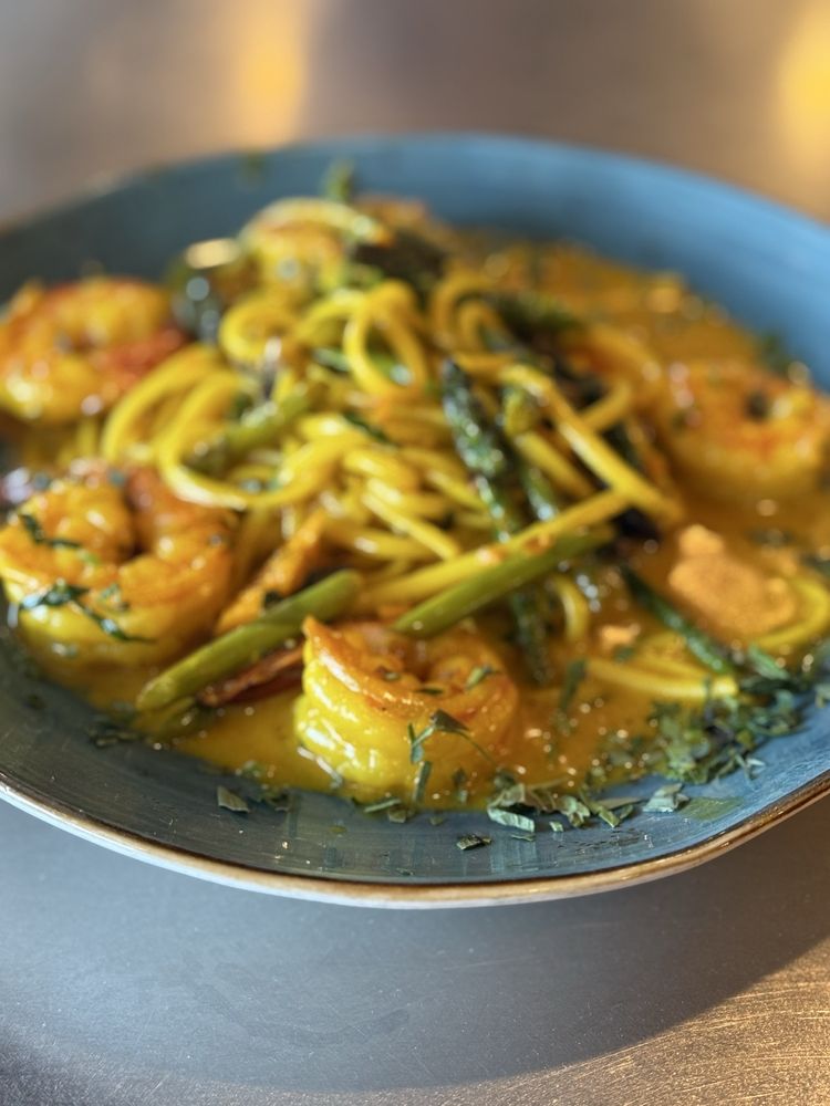 MOOFISH CAFE - Updated December 2025 - 83 Photos & 68 Reviews - 450 E ...