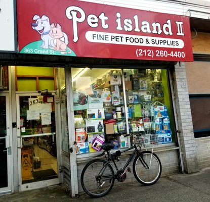 PET ISLAND II - Updated December 2025 - 17 Reviews - 363 Grand St, New ...