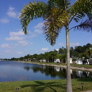 LAKE SAN MARINO RV RESORT - Updated February 2025 - 19 Photos - 1000 ...