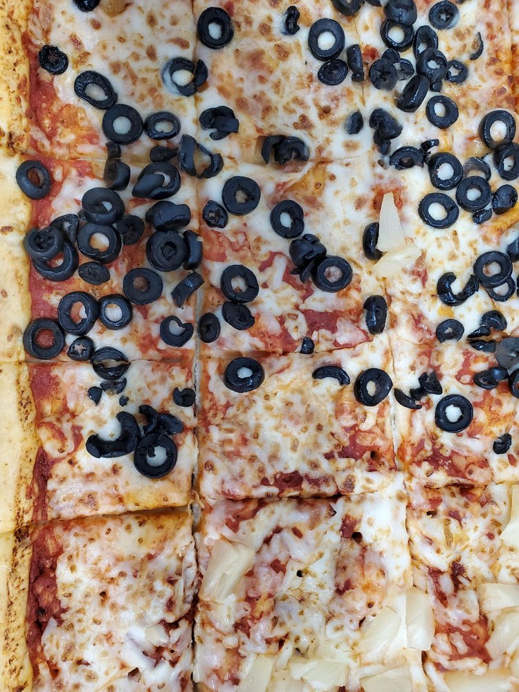 PIZZA LOCA - Updated May 2025 - 41 Photos & 70 Reviews - 610 S Rampart ...