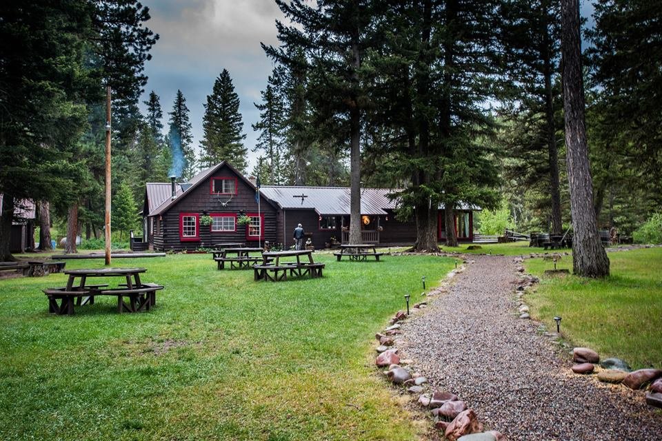 SPOTTED BEAR RANCH - Updated December 2025 - East Side Rd, Hungry Horse ...