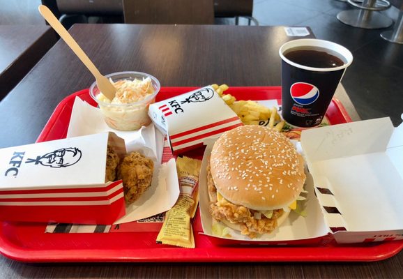 KFC - Updated January 2025 - 21 Photos & 23 Reviews - Stader Str. 200 ...