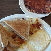 30 WEST FAMILY RESTAURANT - 12 Reviews - Salad - 1021 Lincoln Way W ...