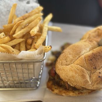 BAYVIEW KITCHEN - Updated July 2025 - 342 Photos & 236 Reviews - 393 ...