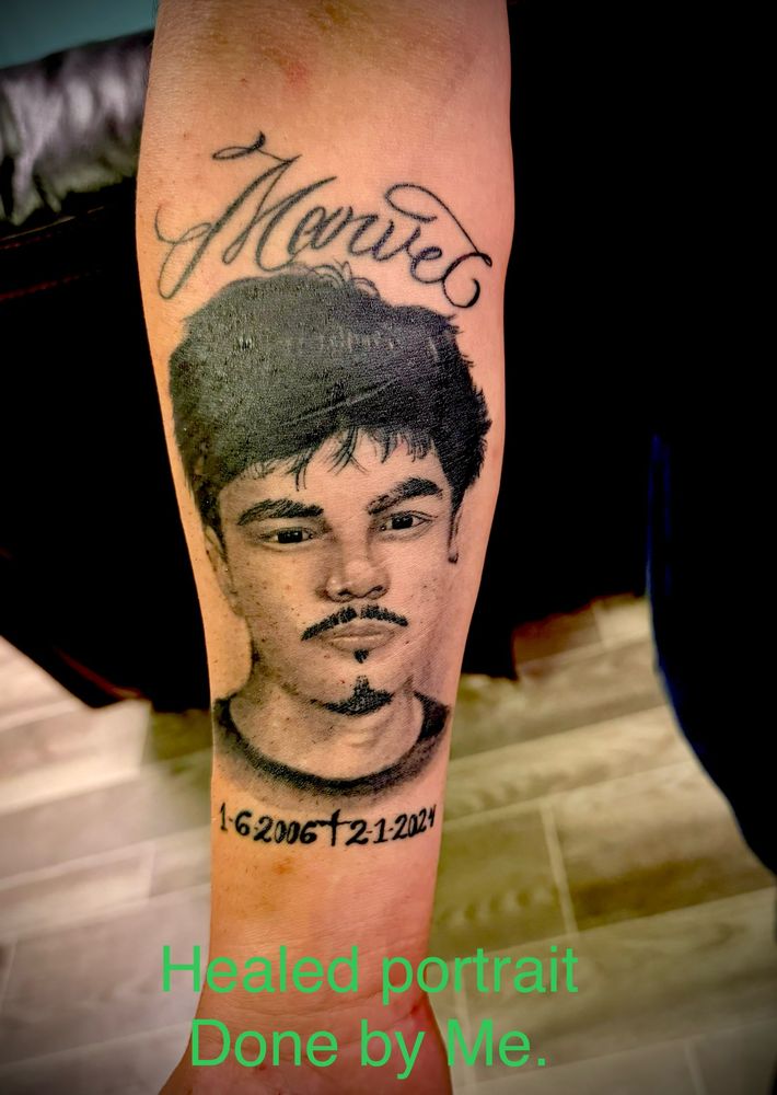 ESTILO TATTOO - Updated July 2024 - 16 Photos - 2015 W Western Ave ...