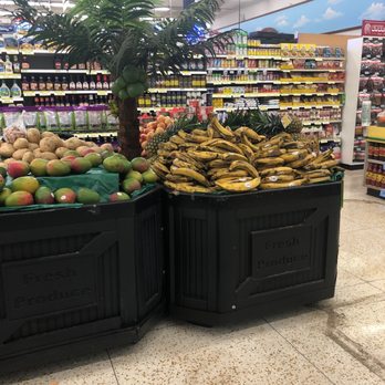 BODEGA R RANCH MARKET - Updated February 2025 - 72 Photos & 67 Reviews ...