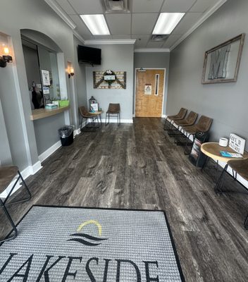 LAKESIDE IMAGING - Updated September 2025 - 14 Photos - 1850 N Columbia ...