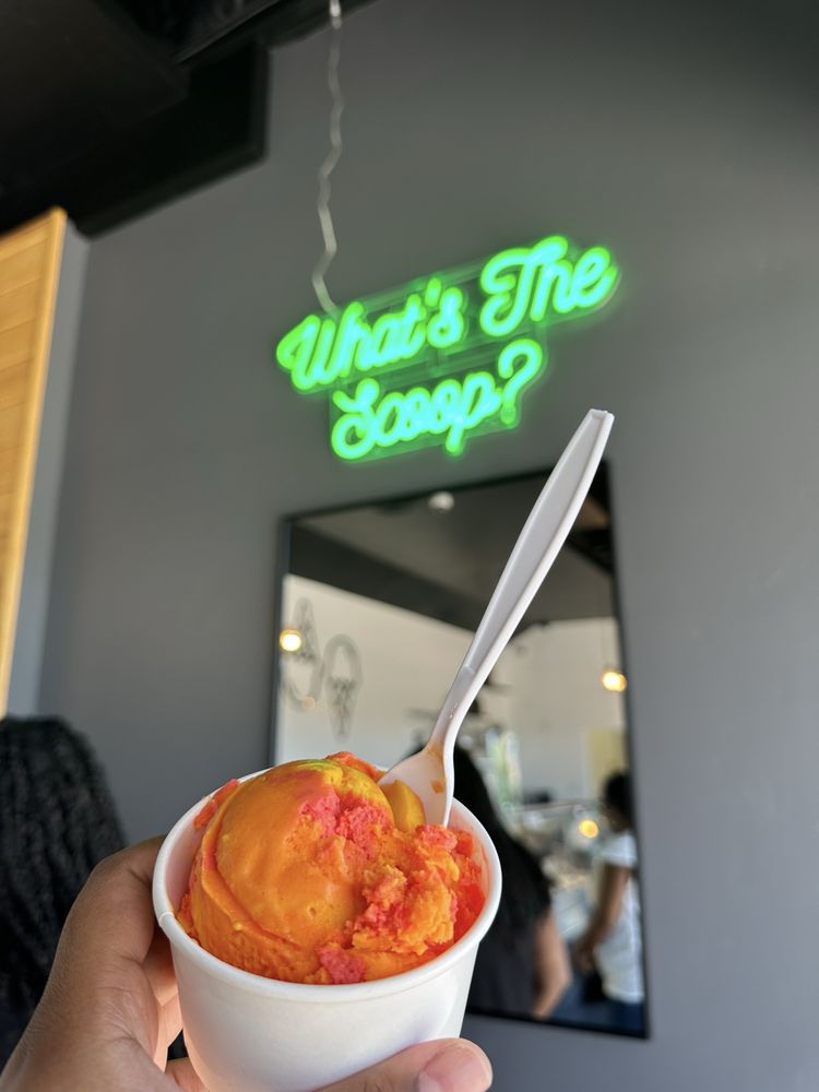 SCOOPS - Updated June 2026 - 57 Photos & 26 Reviews - 1731 W Bullard ...