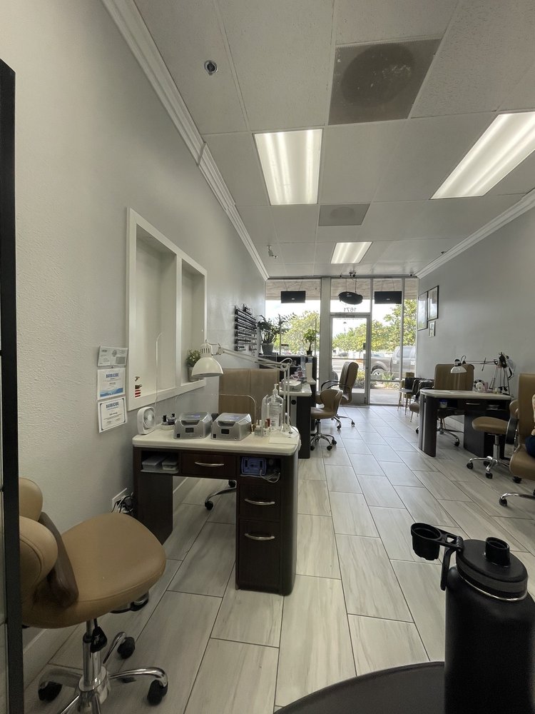 CALI NAILS - Updated January 2026 - 32 Photos & 50 Reviews - 1671 ...