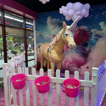 OUTLETS AT THE DELLS - Updated December 2025 - 61 Photos & 46 Reviews ...