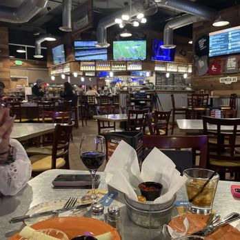 SEPTEMBER’S TAPROOM & EATERY - Updated August 2025 - 843 Photos & 1095 ...