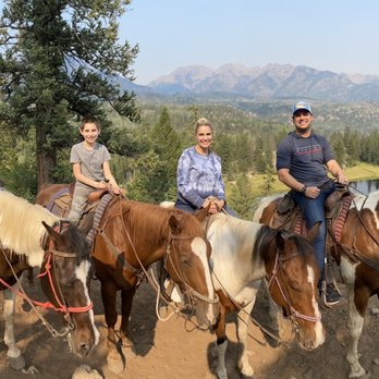 BUCKS LIVERY - Updated October 2025 - 22 Photos & 25 Reviews - Hwy 550 ...