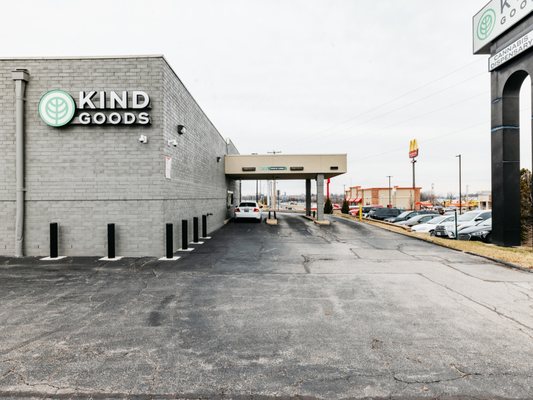 KIND GOODS - ST. PETERS - Updated December 2025 - 31 Photos & 30 ...