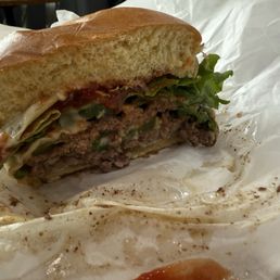 SHARKS BURGER - Updated October 2025 - 202 Photos & 201 Reviews - 15609 ...