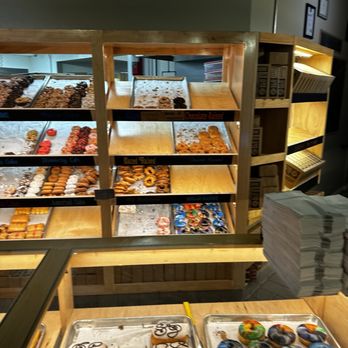 SLODOCO DONUTS - Updated July 2024 - 1458 Photos & 1272 Reviews - 793 E ...