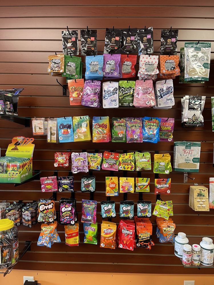 STC SMOKE SHOP - Updated June 2025 - 24 Photos - 8121 W Broad St ...