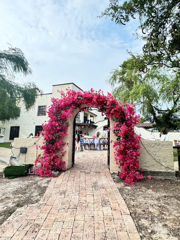 CAPILLA DEL RIO - Updated June 2025 - 10 Photos - 6506 US-83, Rio ...