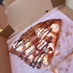 ROUND PIE PIZZA COMPANY - Updated January 2026 - 12 Photos & 31 Reviews ...
