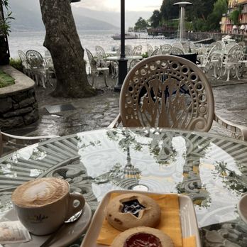 IL MOLO - Updated January 2026 - 156 Photos & 76 Reviews - Via Riva ...