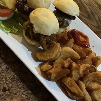 HOPS DOWNTOWN GRILL - Updated October 2025 - 284 Photos & 420 Reviews ...