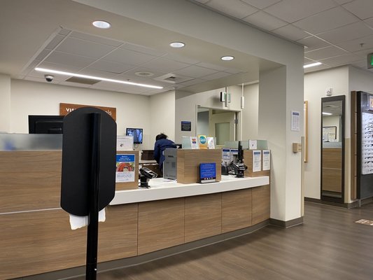 KAISER PERMANENTE PARKVIEW MEDICAL OFFICE - Updated December 2025 - 51 ...