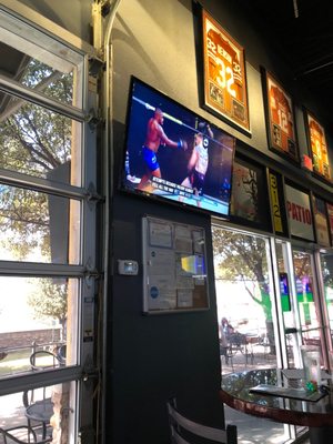 THE HUB SPORTS BAR AND GRILL - Updated September 2024 - 69 Photos & 122 ...