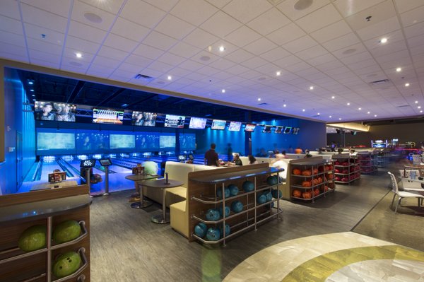 MAIN EVENT TEMPE - Updated June 2024 - 358 Photos & 503 Reviews - 8545 ...